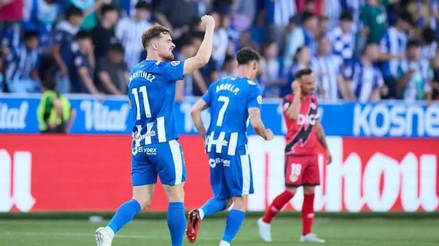 Alavés - Rayo Vallecano | El gol de Sergio Camello