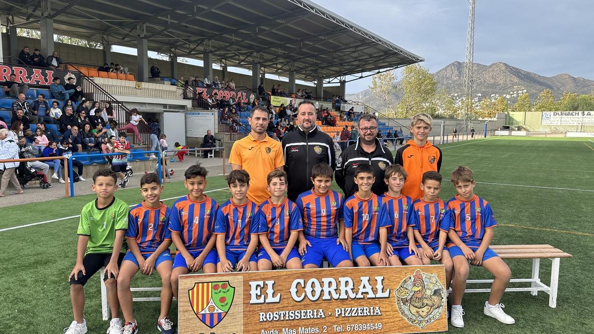 Les fotos dels equips de l'AE Roses, amb L'Empordà - Empordà