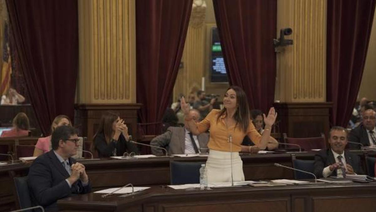 La oposición exige a Le Senne que actúe tras la amenaza de querella ...