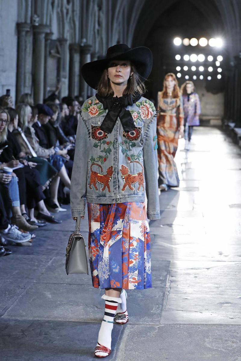 Desfile Gucci Resort 2017 - Woman