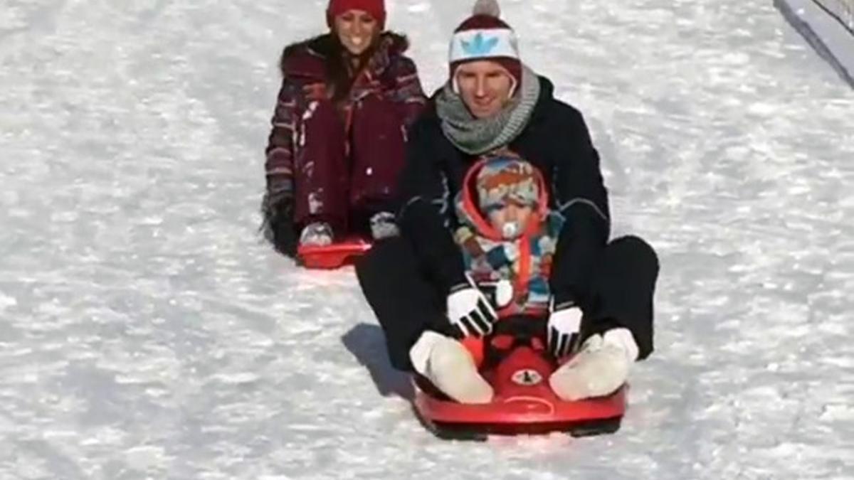 Leo Messi disfruta de la nieve con su familia