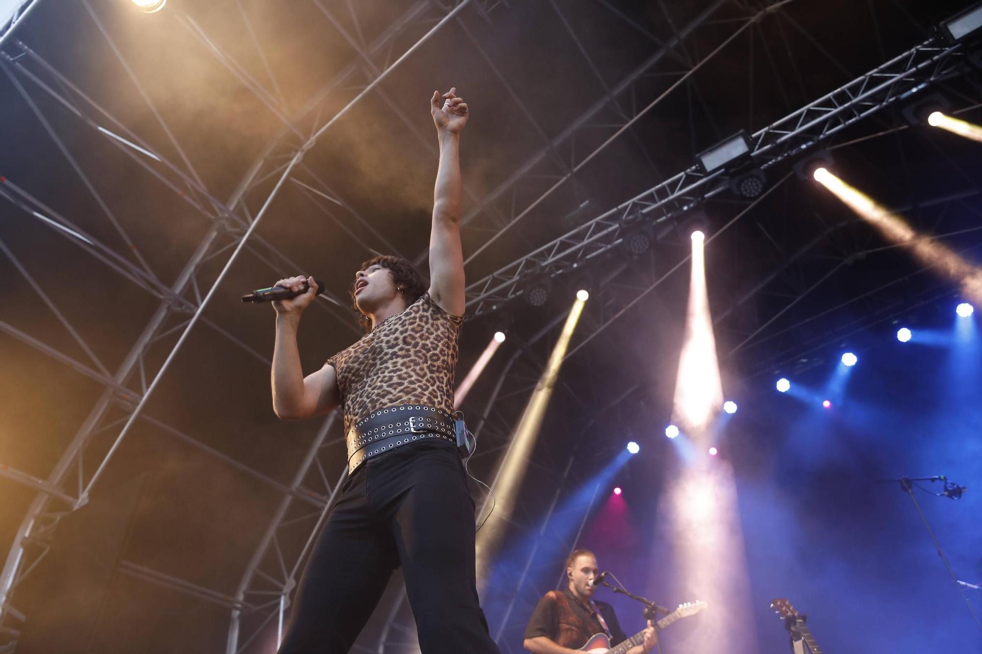El concierto de Leo Rizzi en la Plaza Mayor de Gijón, en imágenes