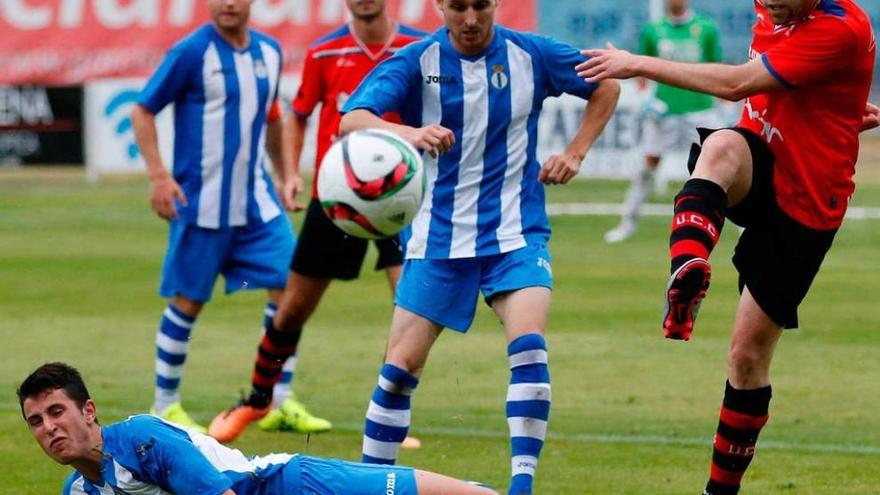 Lago tiene a toda la plantilla por primera vez este año