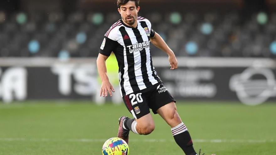 La lesión de Jairo Izquierdo deja cojo al FC Cartagena
