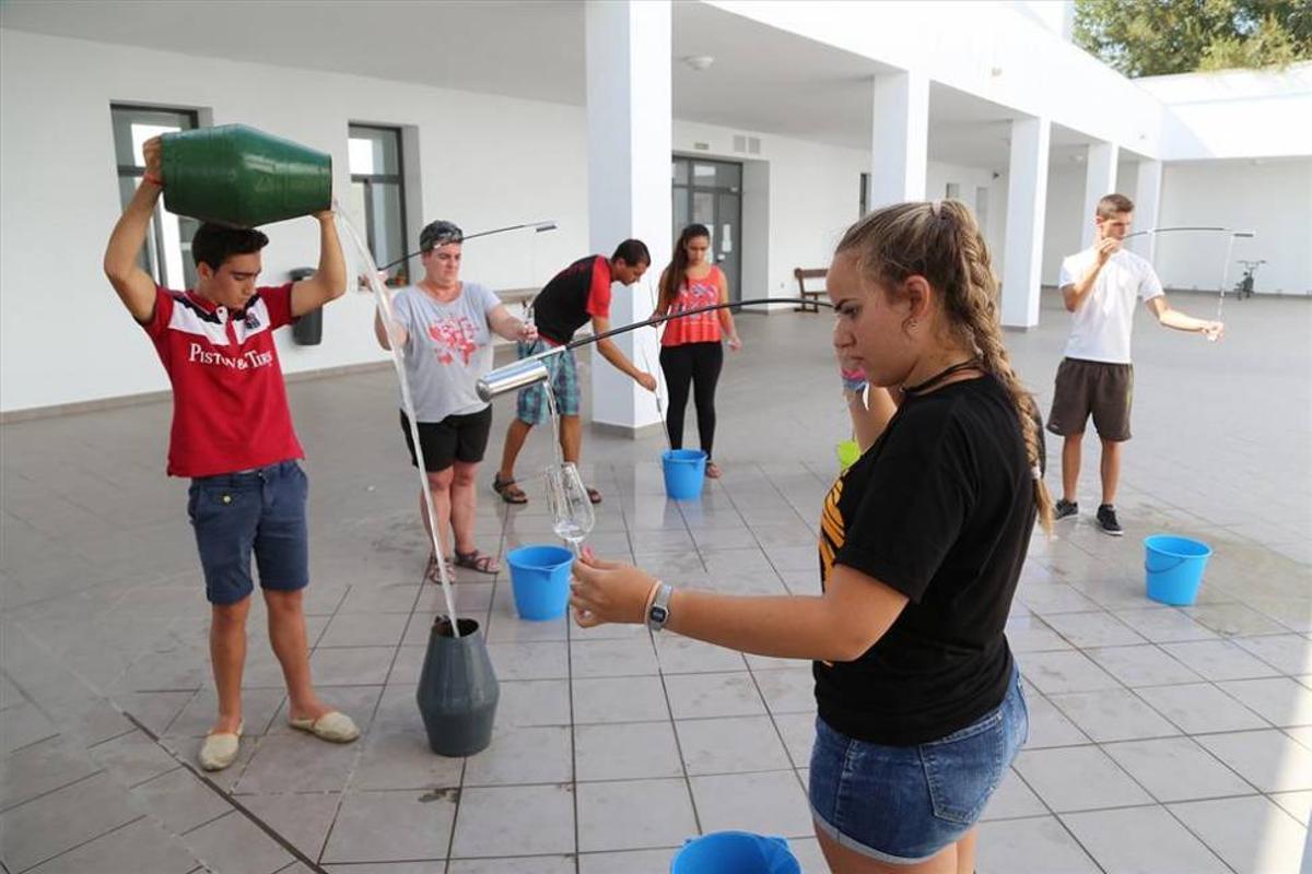 Aprendiendo el arte de la venencia