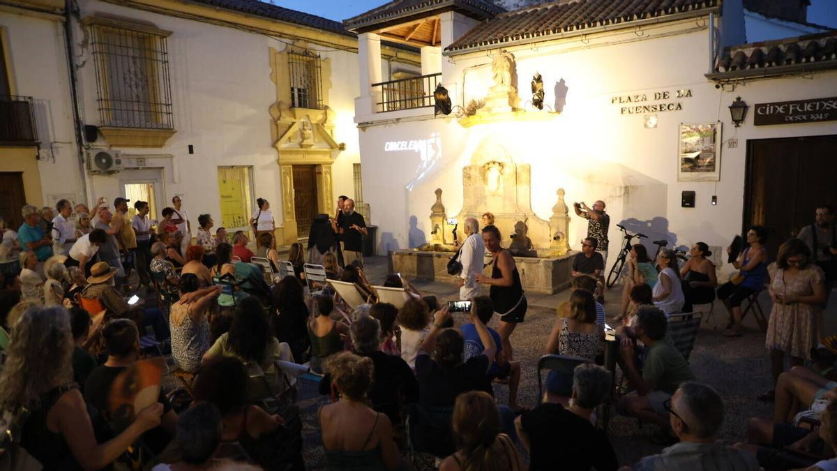 Vecinos de Córdoba se movilizan para defender los cines de verano con ...