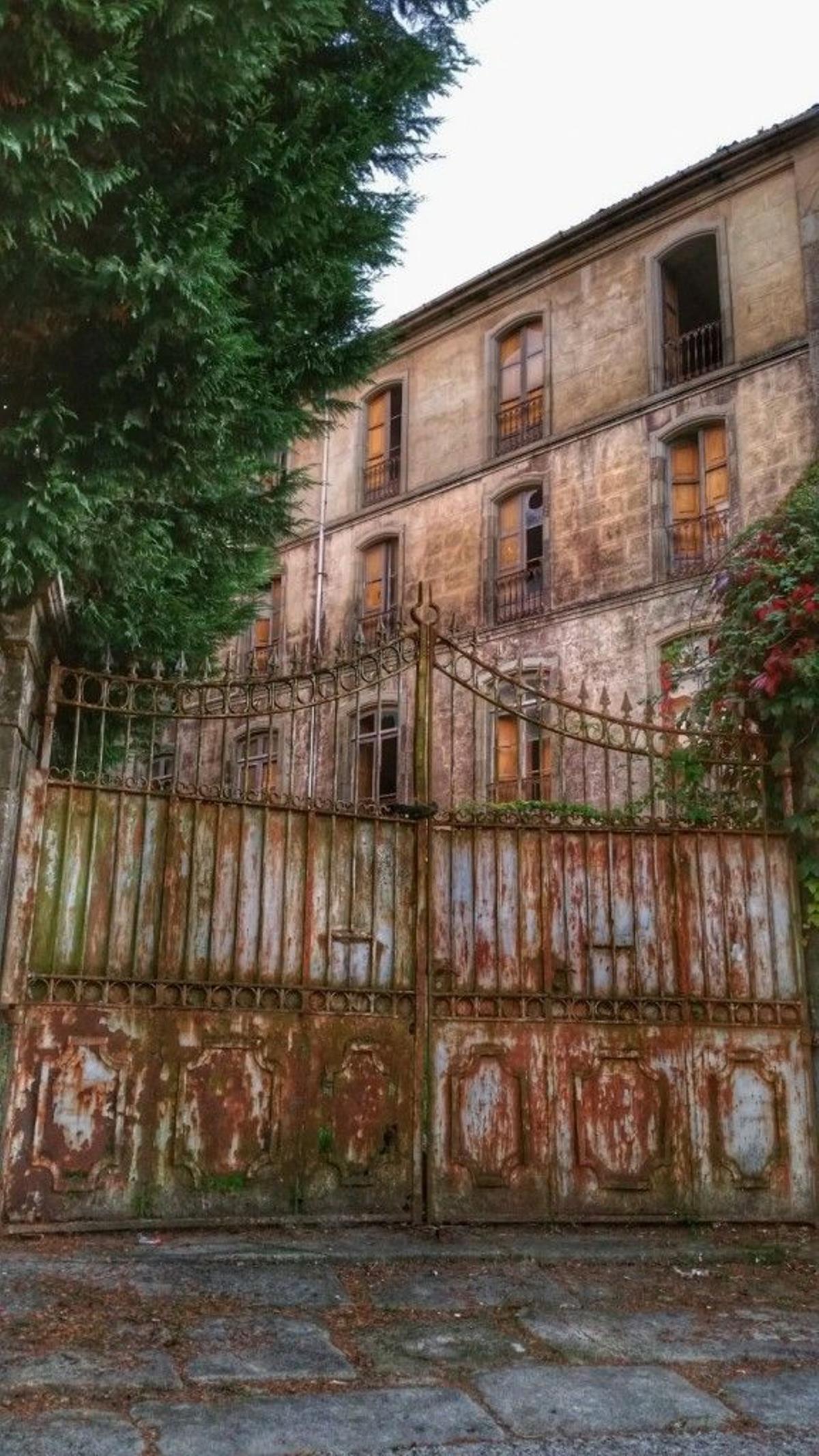 PALACETE ABANDONADO REYES ESPAÑA VILAGARCÍA | Antes alojaba a reyes de ...