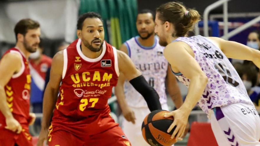 El UCAM, con la necesidad de pasar página - La Opinión de Murcia