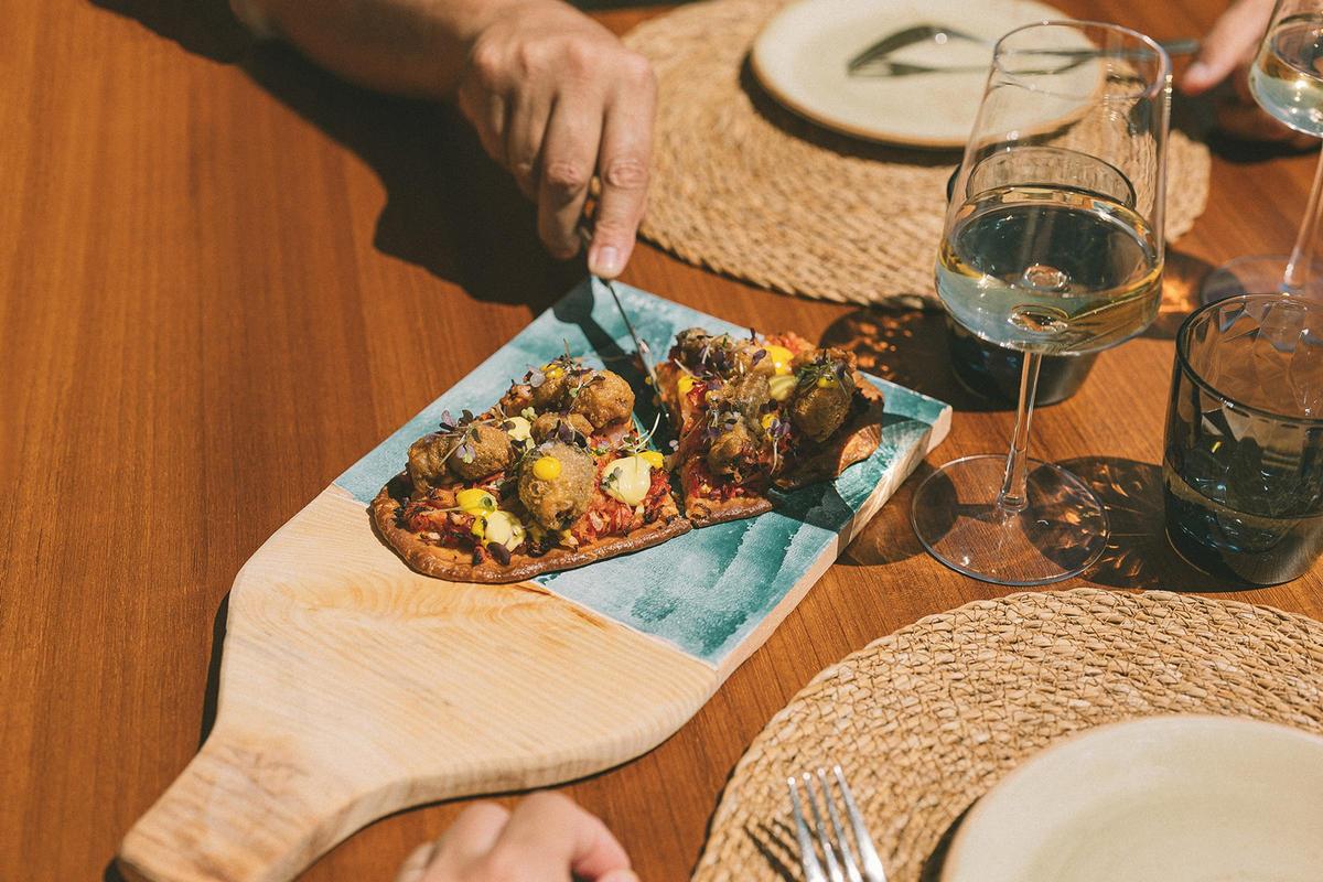 Restaurantes en Mallorca | Cape Nao Beach Club & Restaurant: el local ...