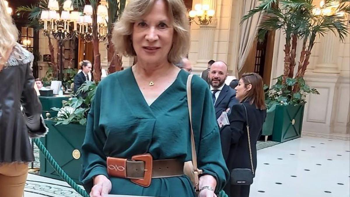 La extremeña Consuelo Hernández recoge en París la Medalla Vermeil