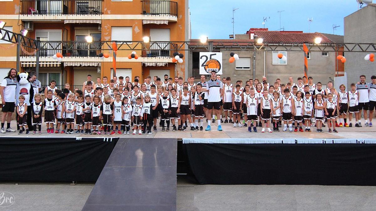 El CB Anna se presenta en su 25 aniversario