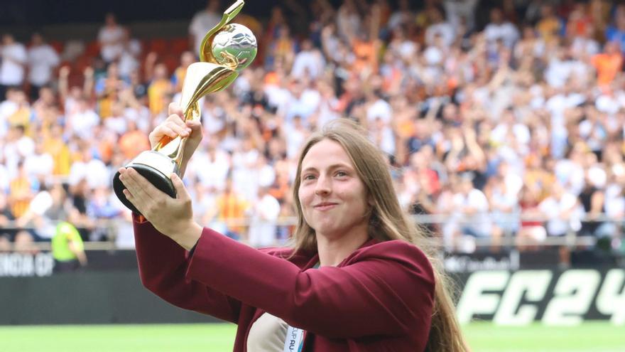 Enith Salón pone a Mestalla en pie - Superdeporte