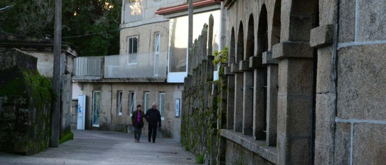 PLACA HOMENAJE A JOSÉ PAZÓ EN MOAÑA: Reconocimiento del Concello a un ...
