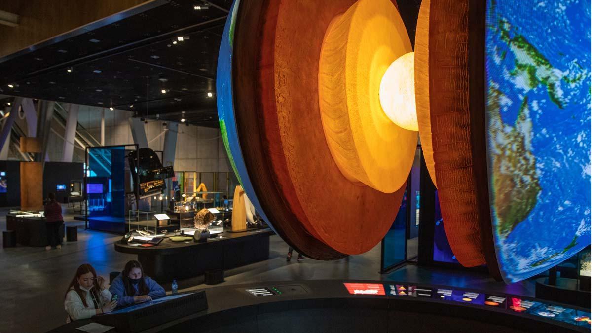 CosmoCaixa estrena Micràrium, un viaje alucinante