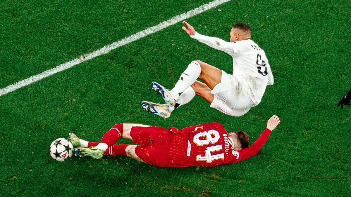 Conor Bradley Se 'comió' A Mbappé: Un 'tackle' Para La Historia De La ...