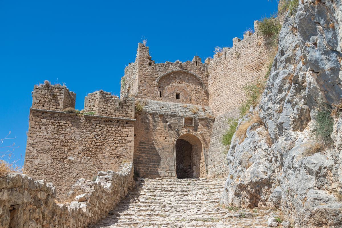 La ciudad a orillas del Mediterráneo con uno de los templos más ...