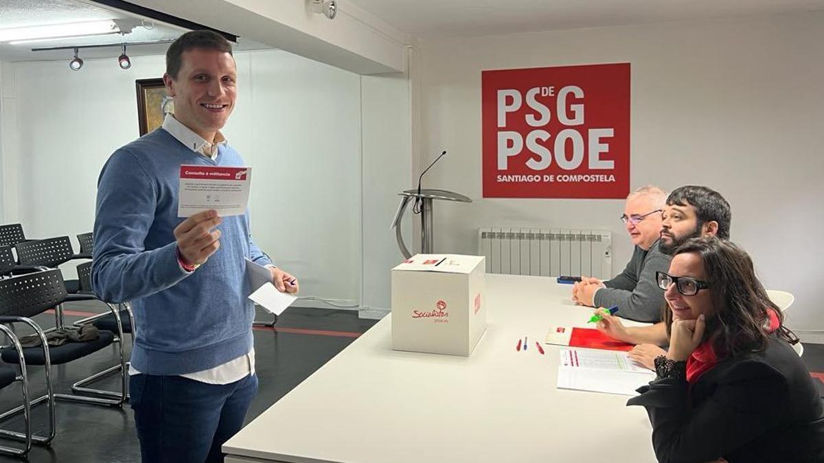 Aitor Bouza asegura que o voto a favor do goberno de Sánchez na ...