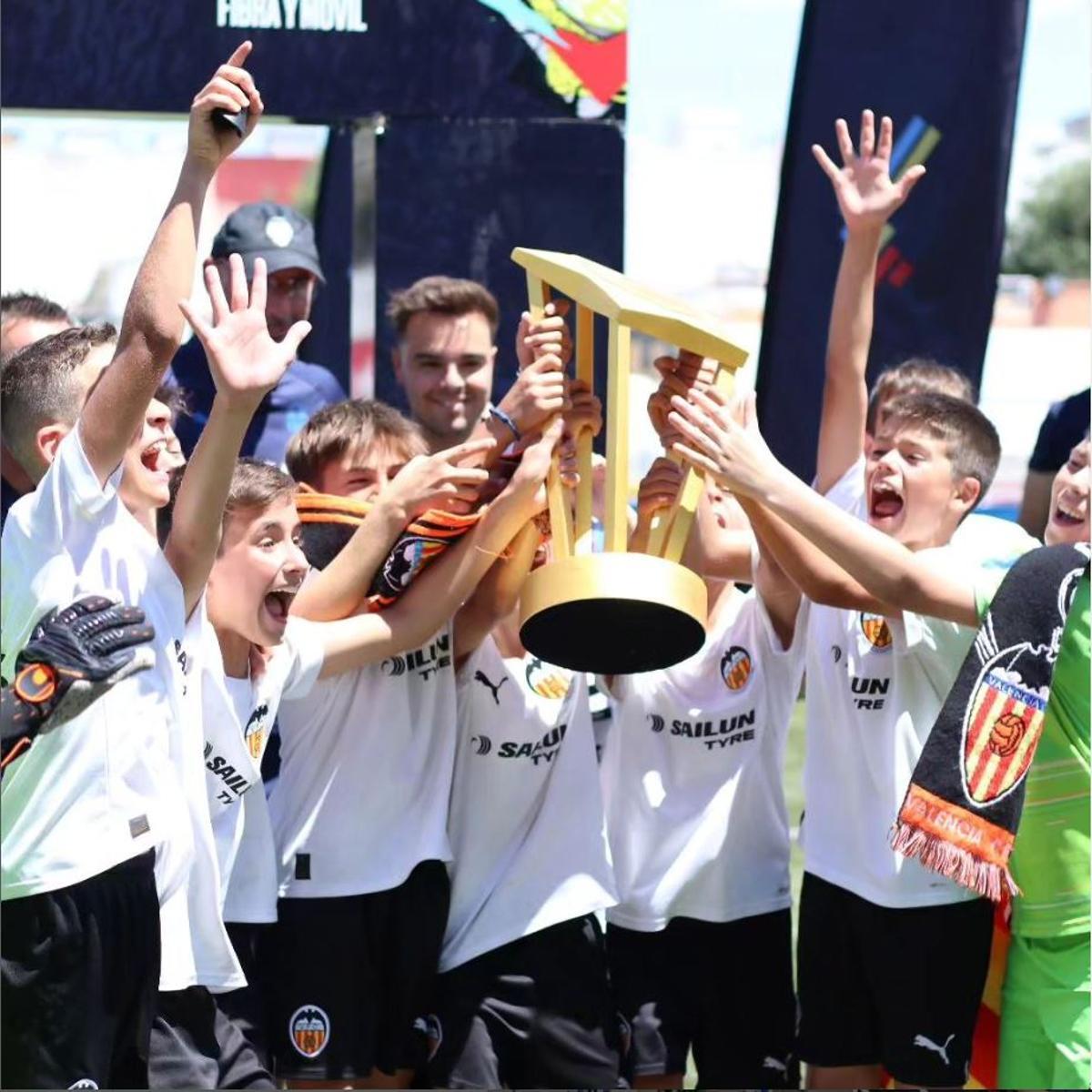 El Valencia CF se proclama campeón de la Motion Cup de categoría alevín ...