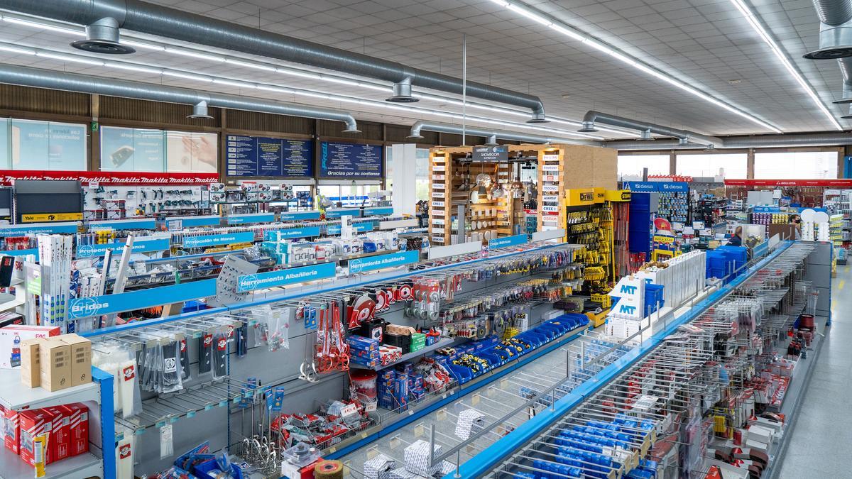 Farell, 80 años ofreciendo seguridad y salud a los trabajadores ...