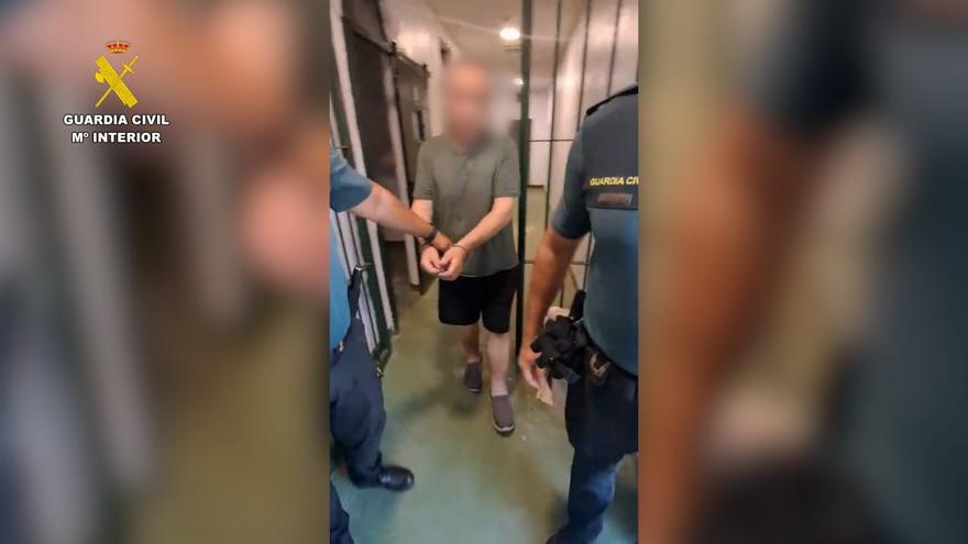 El detenido por matar a su mujer en El Algar pasa a disposición judicial - La Opinión de Murcia