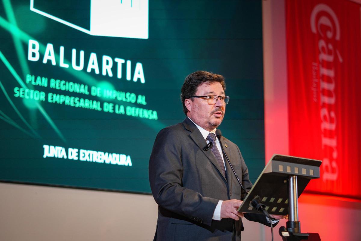 La escuela de pilotos de Extremadura se integra como parte activa en el ...