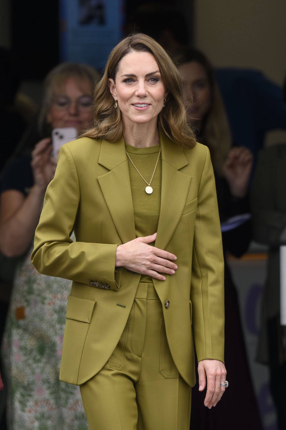 KATE MIDDLETON 'LOOK' VICTORIA BECKHAM | El homenaje de Kate Middleton ...