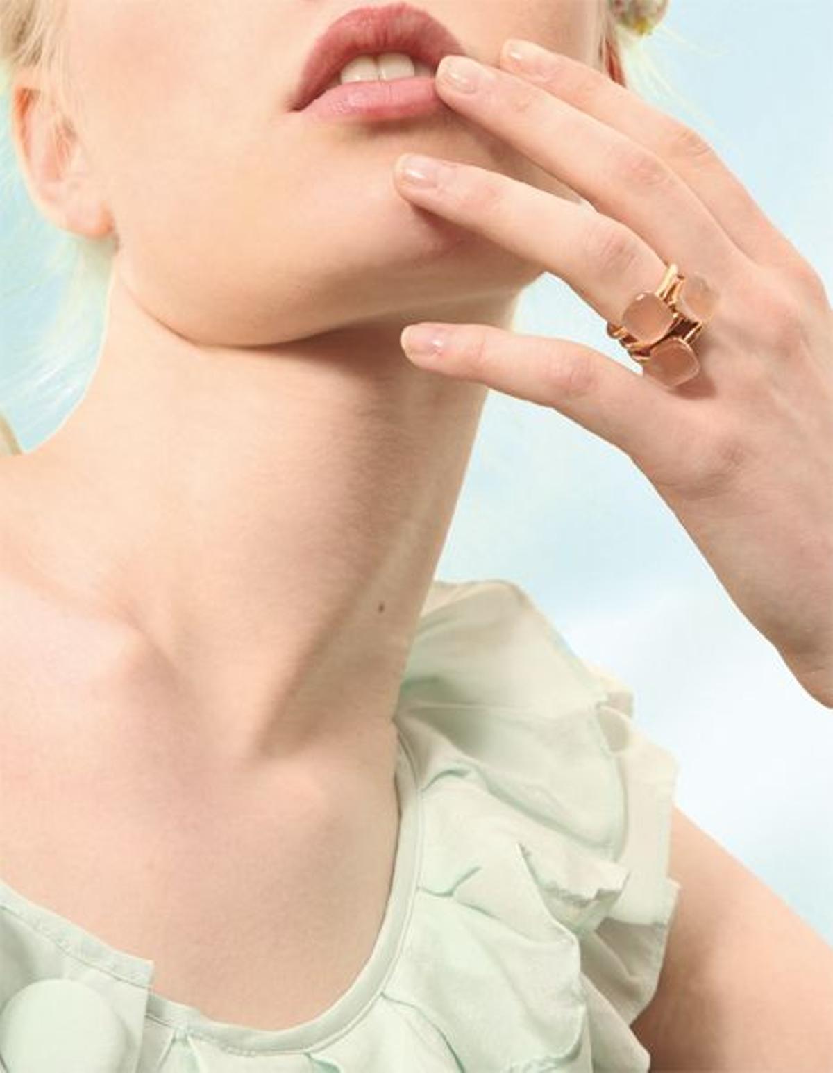 Suavidad y encanto. Viste con colores pastel - Woman