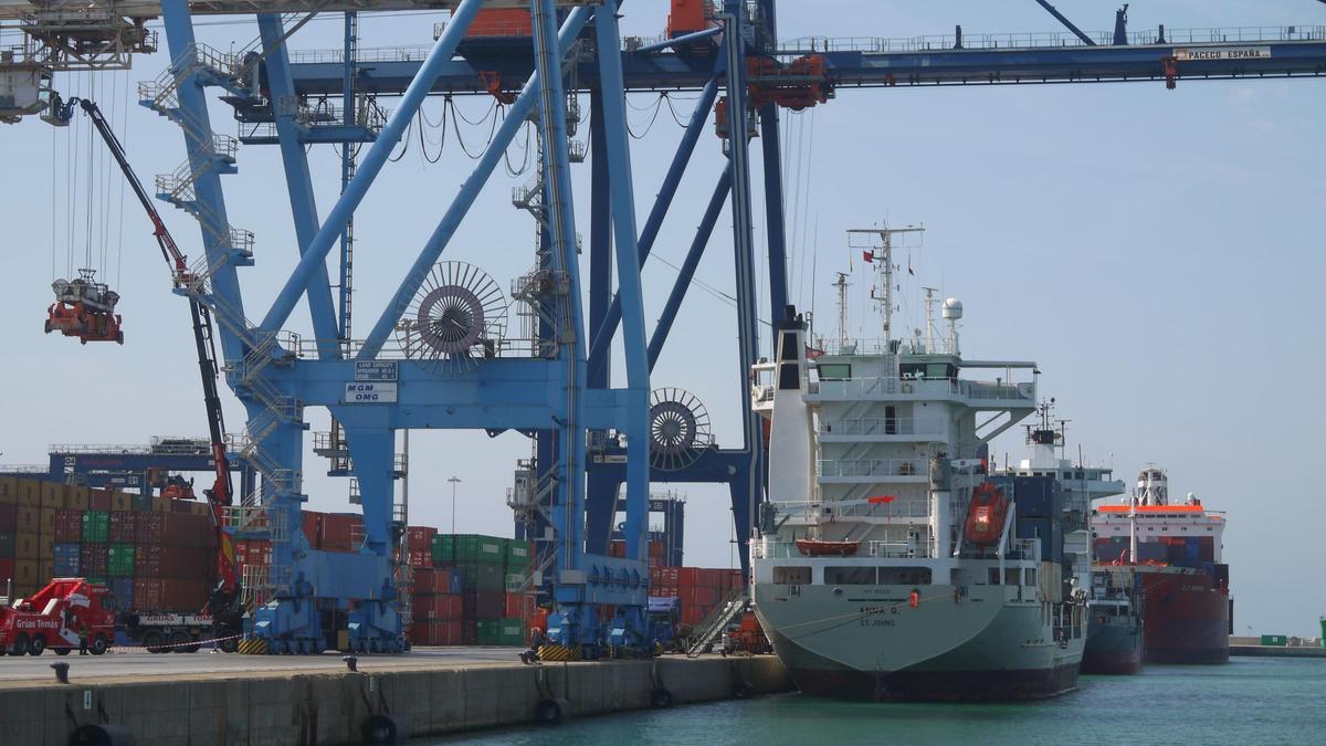 PUERTO CASTELLÓN BARATO CONTENEDORES | PortCastelló se erige como uno ...