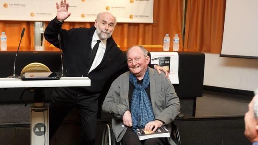 Marc Llorente y el libro sobre Paco Huesca