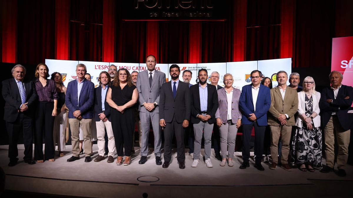 Gerard Esteva toma posesión como presidente de la UFEC y presenta los ...