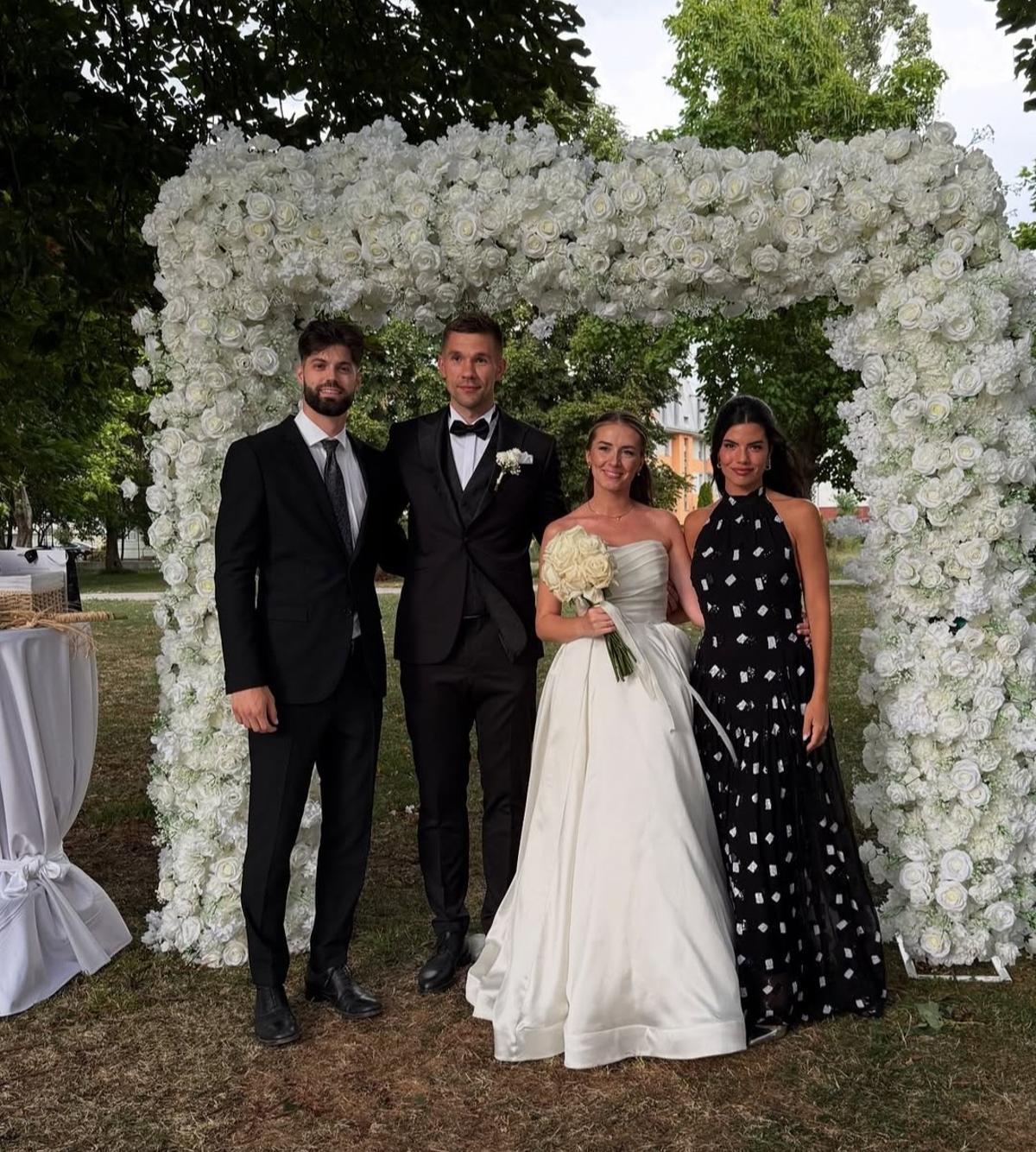 Los invitados del Casademont Zaragoza a la boda de Emir Sulejmanovic