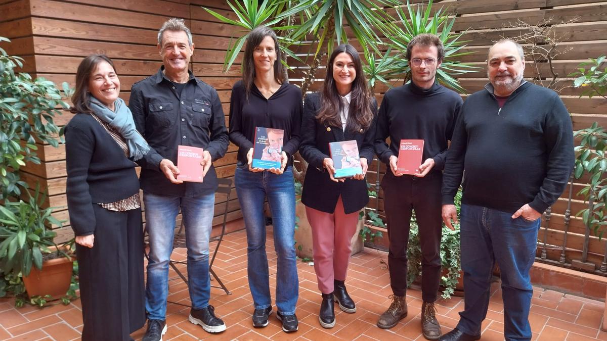 Els autors dels Premis Literaris de Gandia presenten les obres a Barcelona