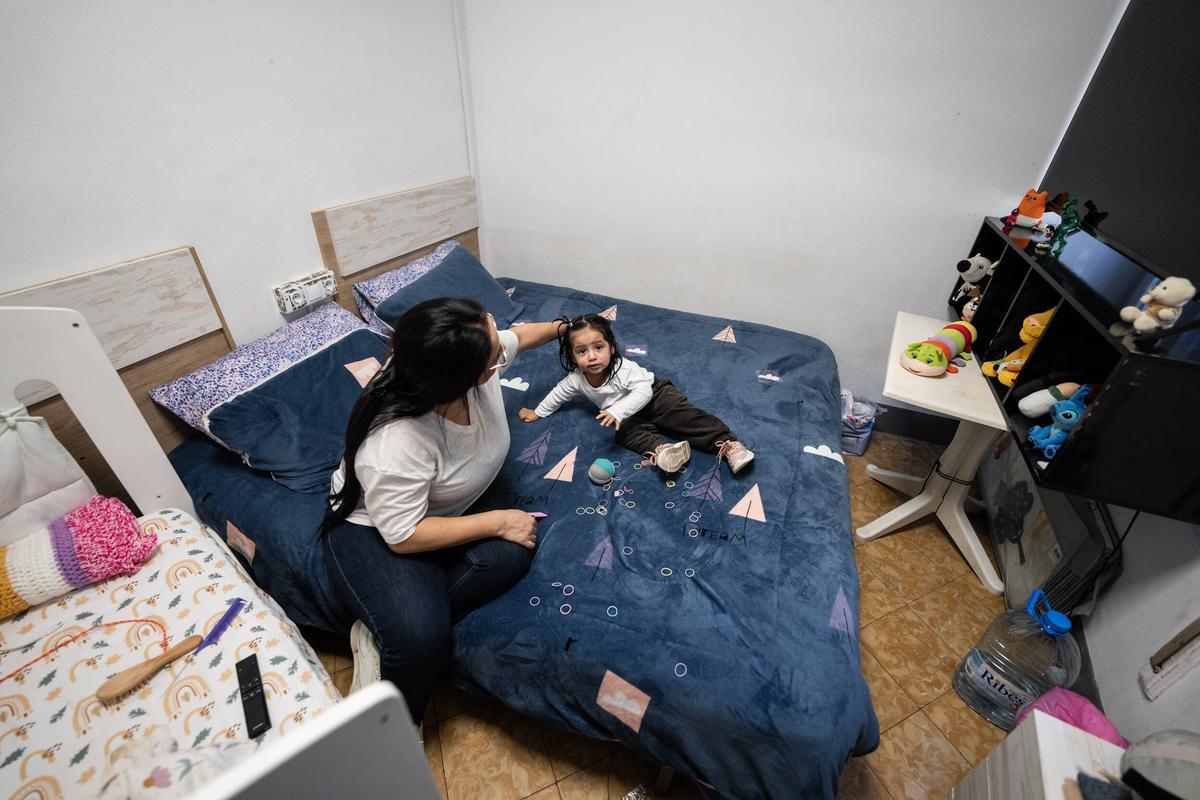 Cáritas y Esade alertan del auge de familias que viven en habitaciones ...