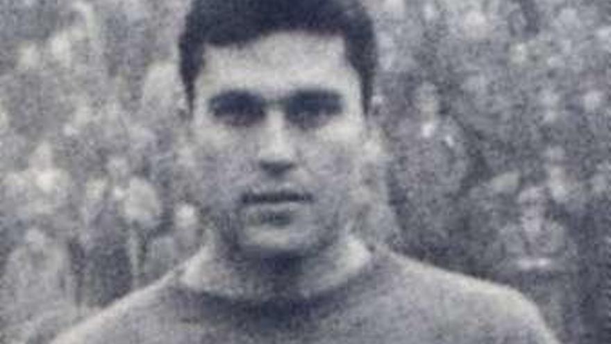 Fallece a los 80 años Manolet, exjugador del Oviedo - La Nueva España