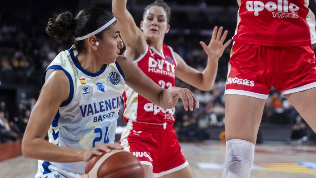 Acuerdo de renovación del Valencia Basket con la belga Hind Ben Abdelkader