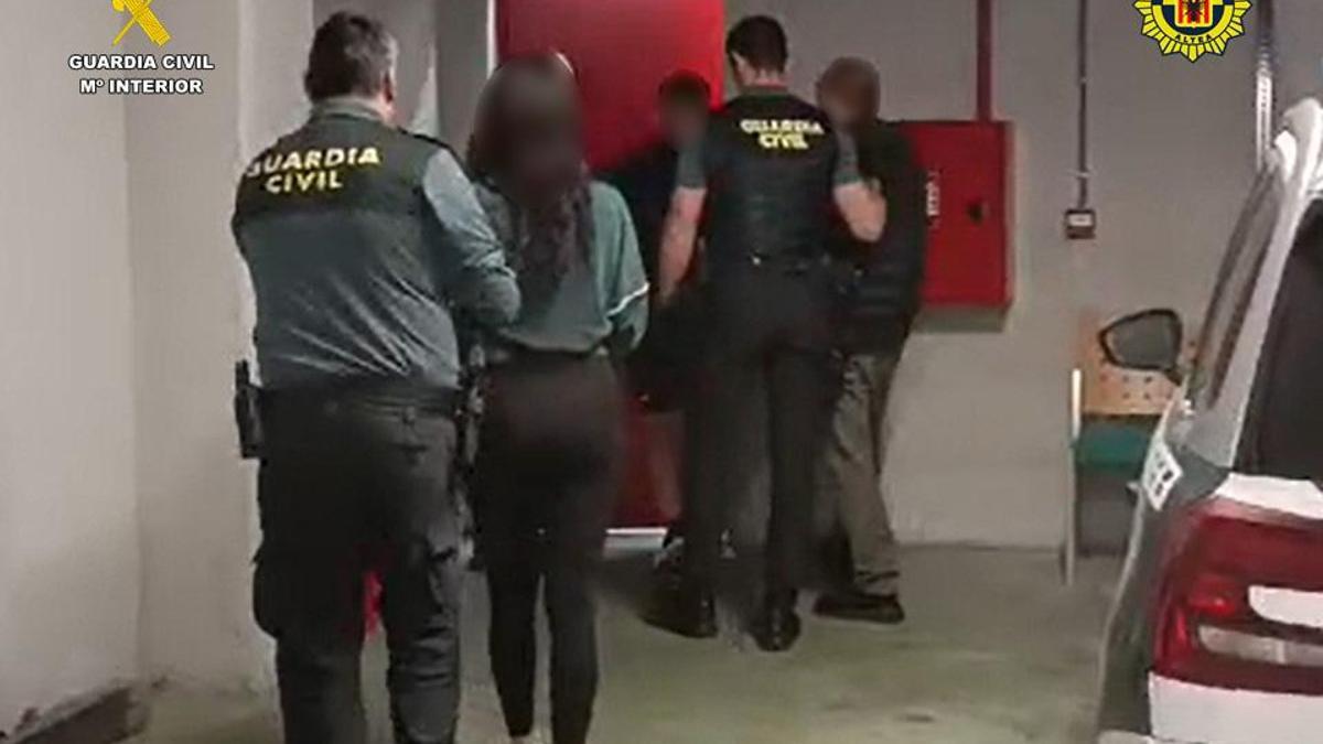 ROBO COCHE ALTEA | Detenidos en Altea por robar un coche de 40.000 euros en Italia