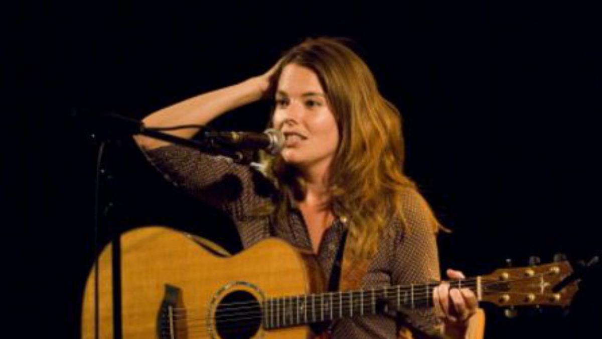 La cantante y guitarrista Sylvie Lewis actuará en Porreres el 18 de agosto