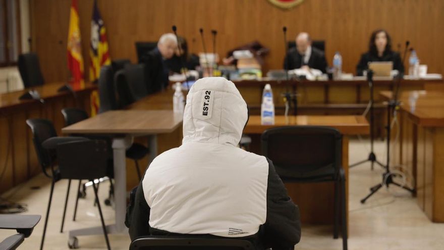 Sucesos En Mallorca Condenado A 14 Años De Prisión Por ‘sexting A