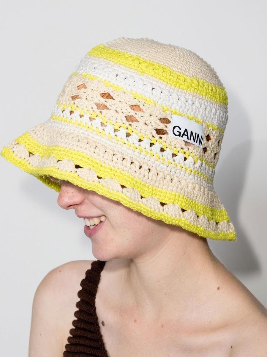 15 sombreros 'bucket' que transforman cualquier look de verano - Woman