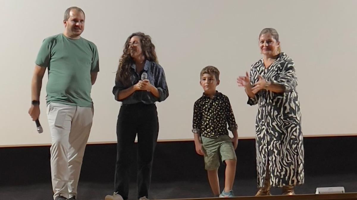 CINE AUTÉNTICO EN LA MARINA ALTA | ¿Qué tienen en común "L'àvia i el ...