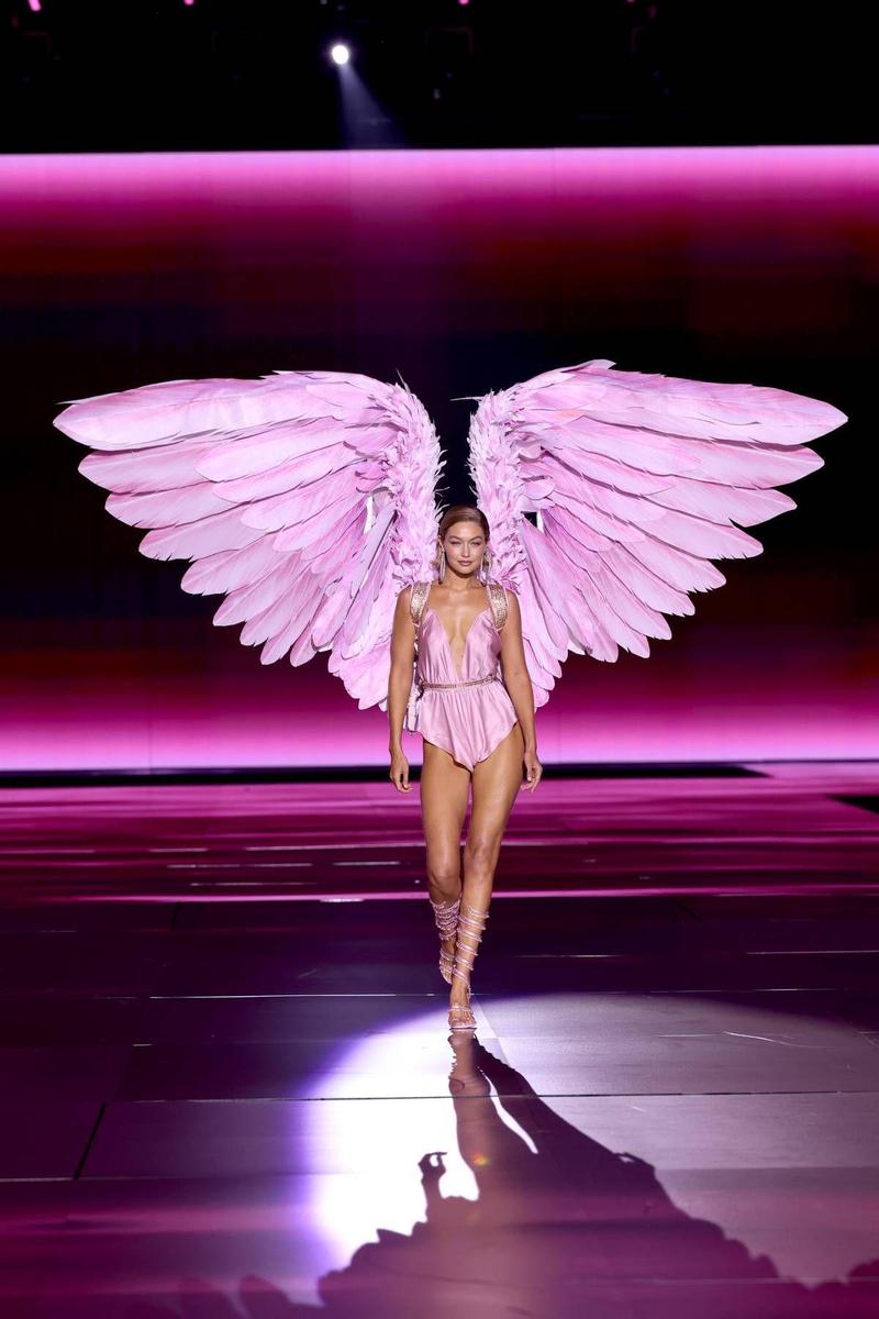 DESFILE VICTORIA'S SECRET | Las mejores fotos y momentos del Victoria’s Secret Fashion Show 2024 ...