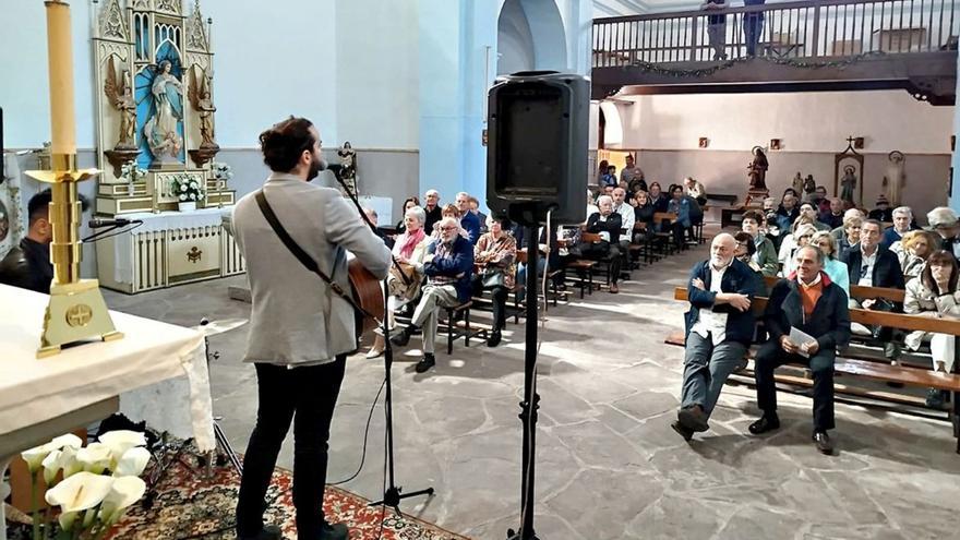 Mercedes Roca muestra su universo de acuarelas