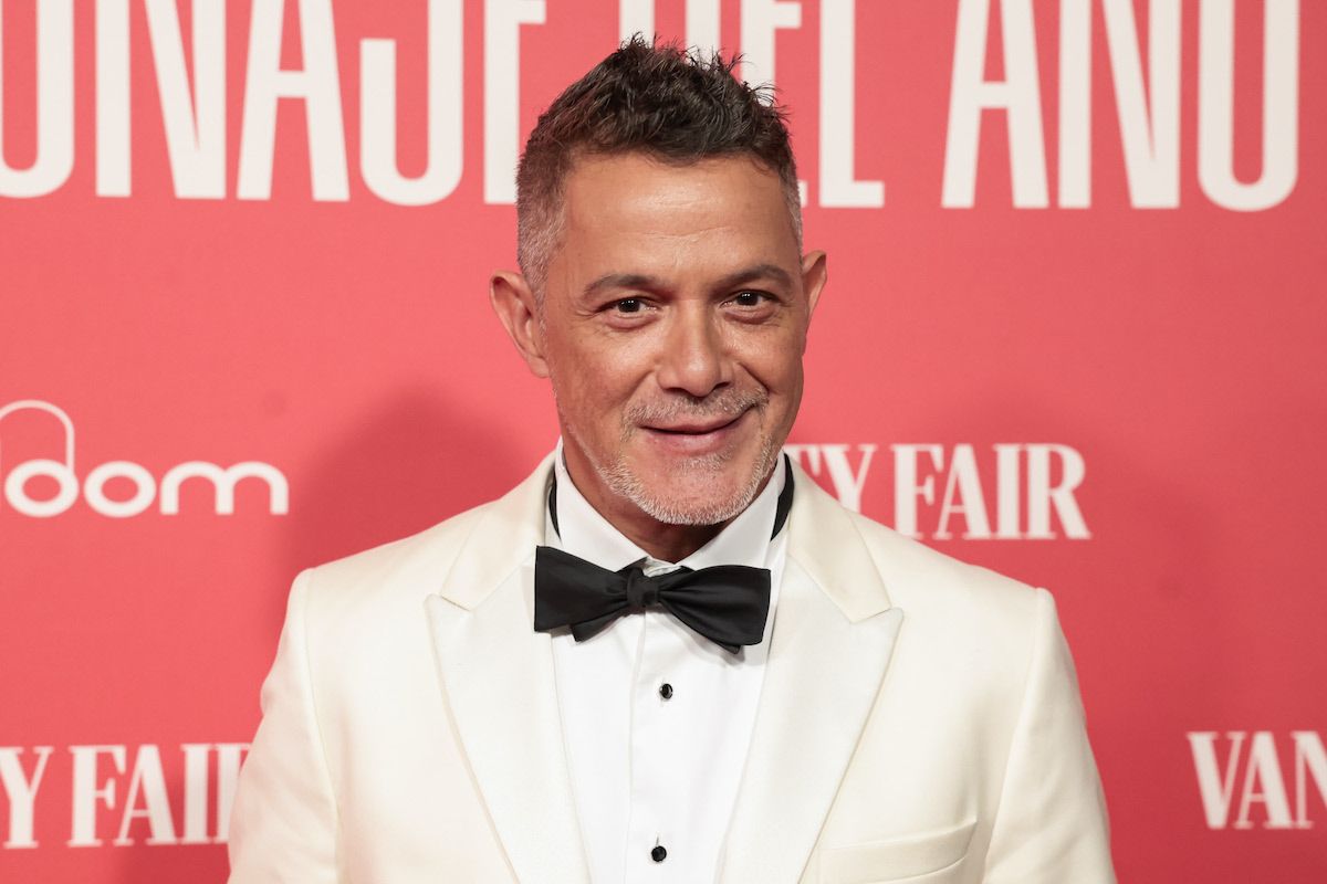 ALEJANDRO SANZ PREMIOS GOYA 2025 Alejandro Sanz y los artistas que ...