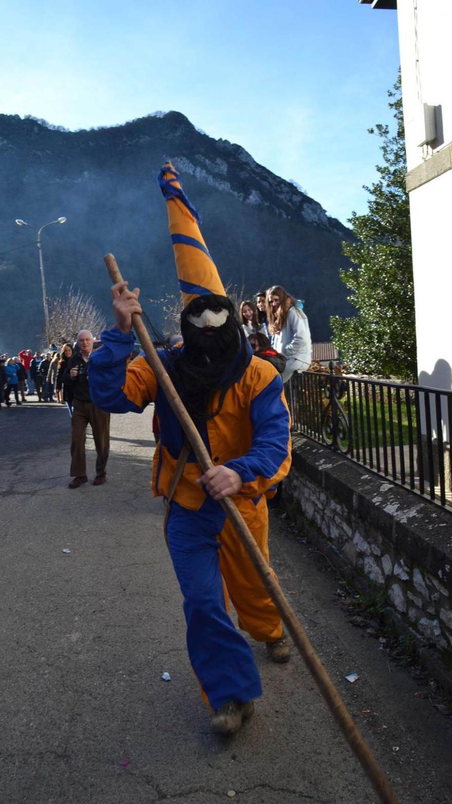 El Guirria, más besucón que nunca