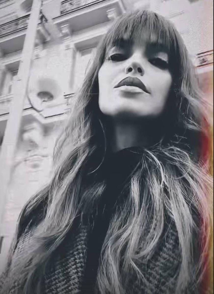 FLEQUILLO SARA CARBONERO | El sutil pero acertadísimo cambio de look de ...