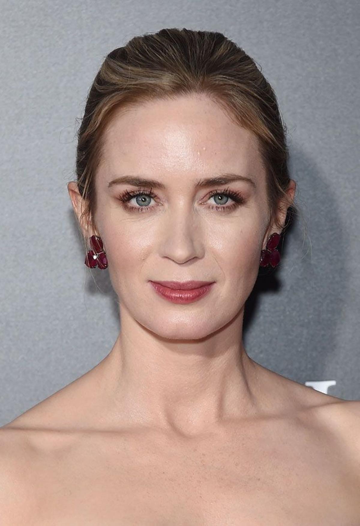 Emily Blunt y John Krasinski en el estreno de 'A quiet place' - Woman