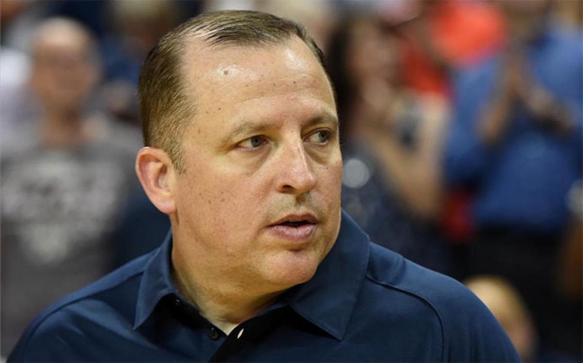Tom Thibodeau, de los Knicks, gana por segunda vez el premio a ...