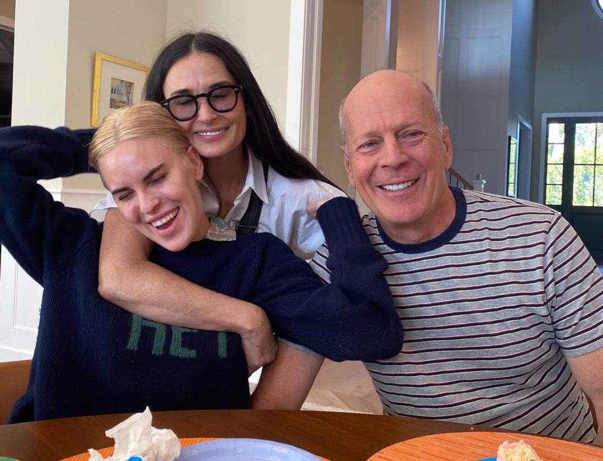 BRUCE WILLIS HIJA DEDICATORIA | Bruce Willis inspira a su hija para dedicar unas palabras ...