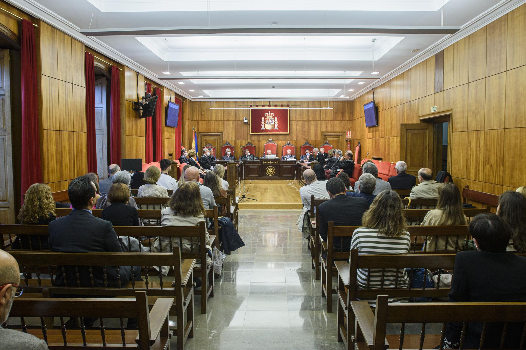 EN IMÁGENES: Así fue el discurso del juez Juan Luis Requejo como nuevo ...