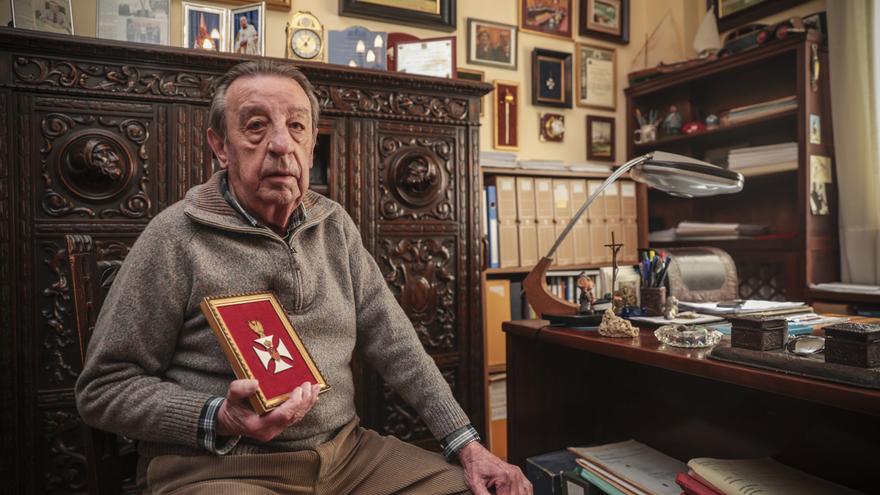 José Ángel Álvarez, historia viva de la cofradía de la Merced - La ...